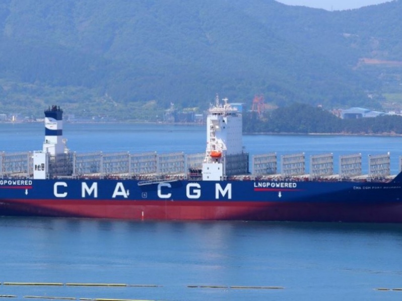 CMA CGM recibe el “Fort Bourbon”, que operará conectando Asia con la ...